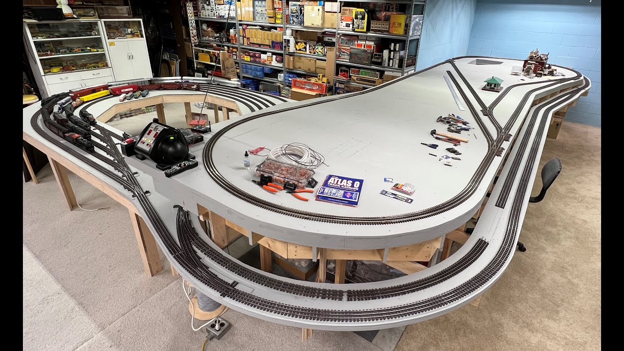 Mega First Continuous Run of the New Layout. - YouTube