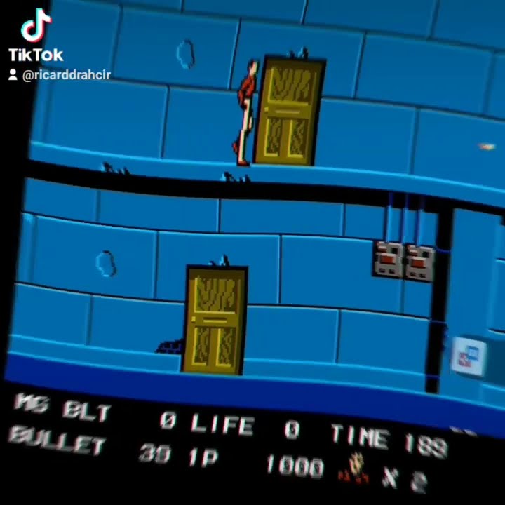 Rolling Thunder NES short gameplay video - YouTube