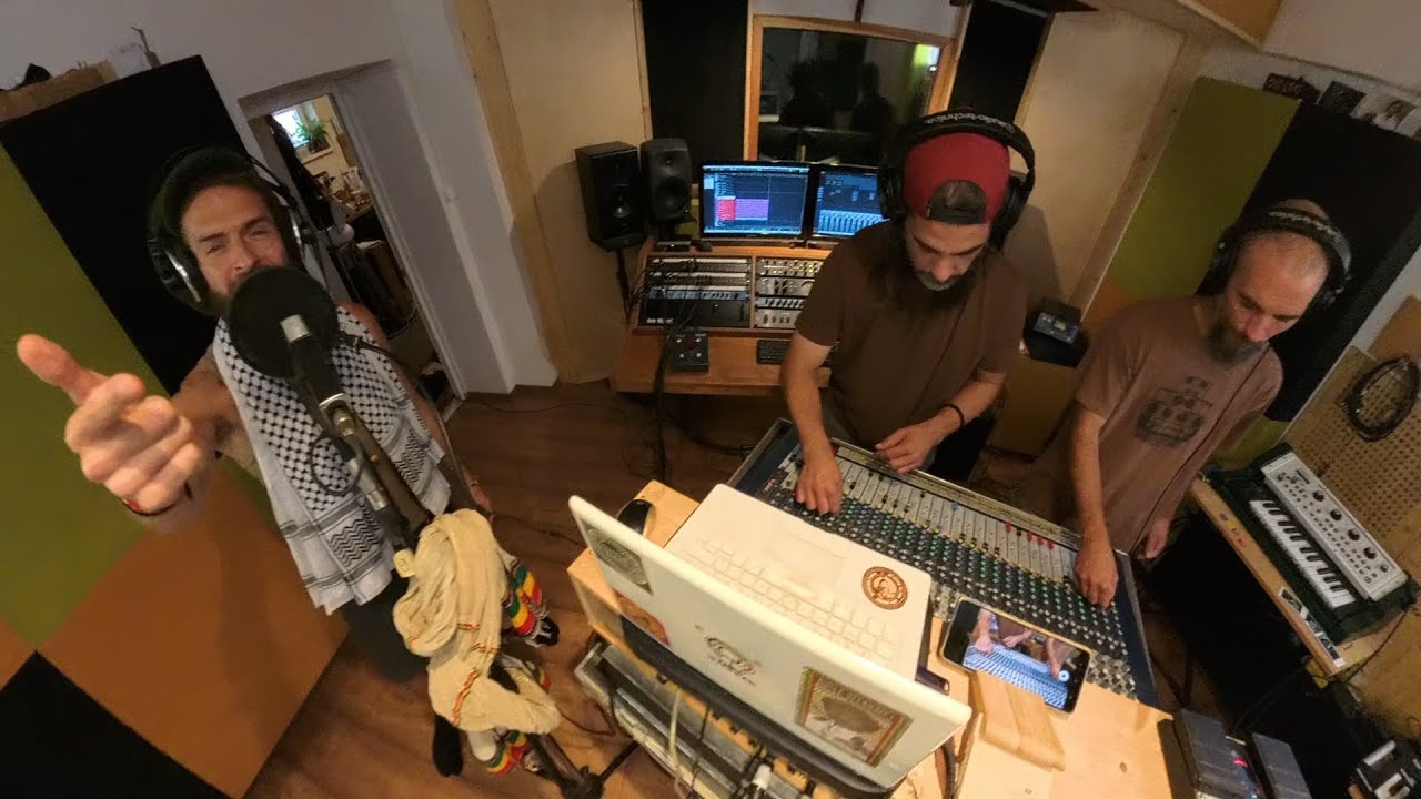 G Ras & Tuff Steppas - Step Up (Forward Freedom Fighters) | Live Dub Session at Little Zion ...