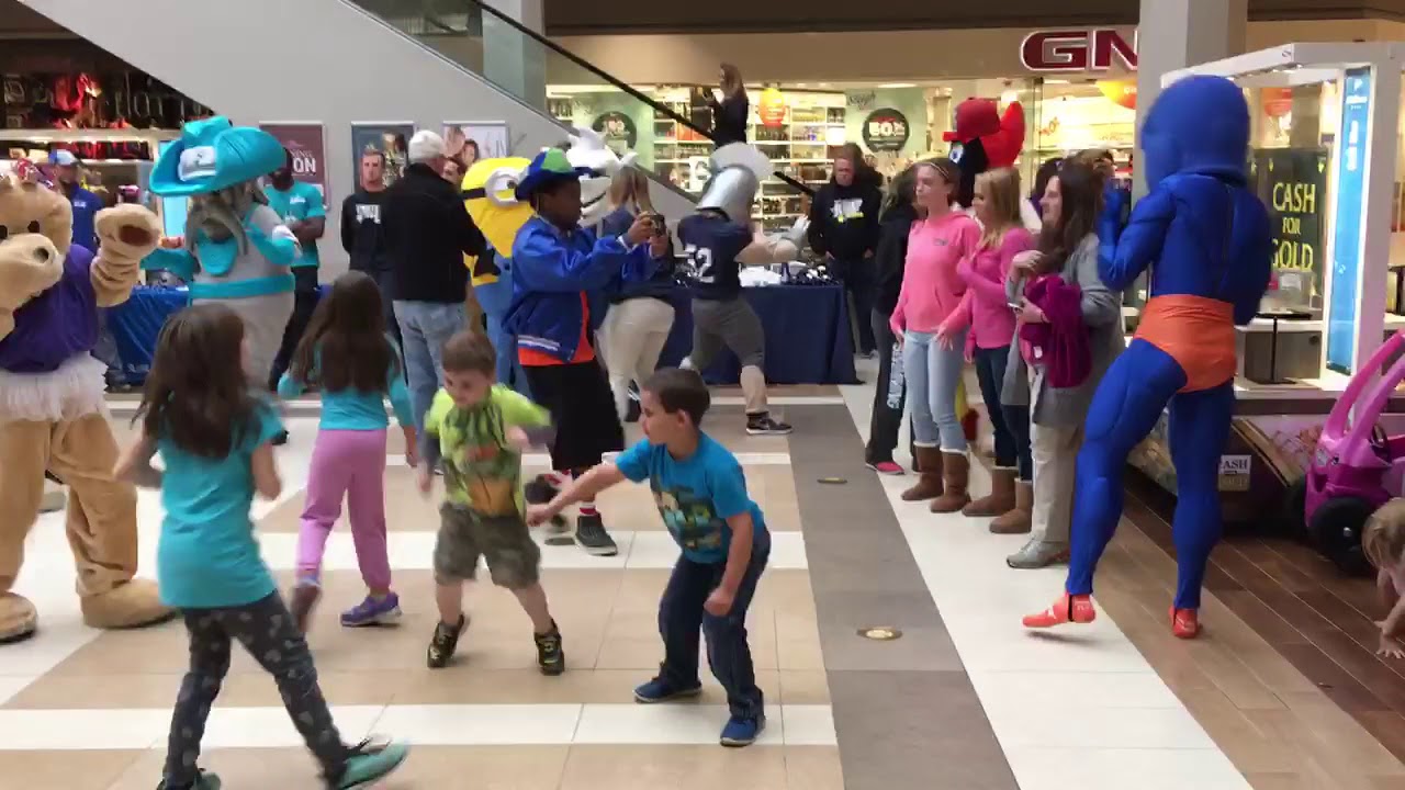 Mascot Dance Off 2017 - Mid Rivers Mall - YouTube