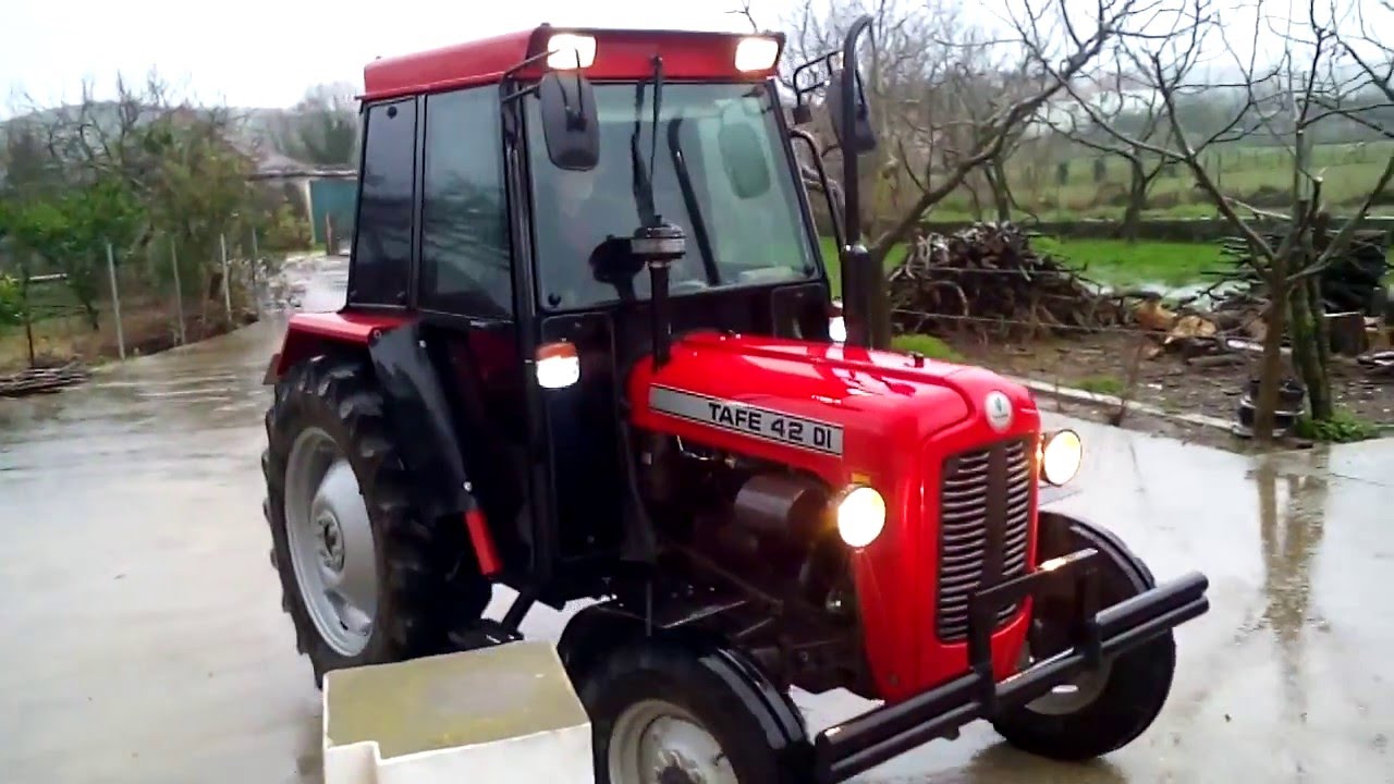 Traktor Tafe 42 DI Muhadin In Sas Ulcinj Tuning - YouTube