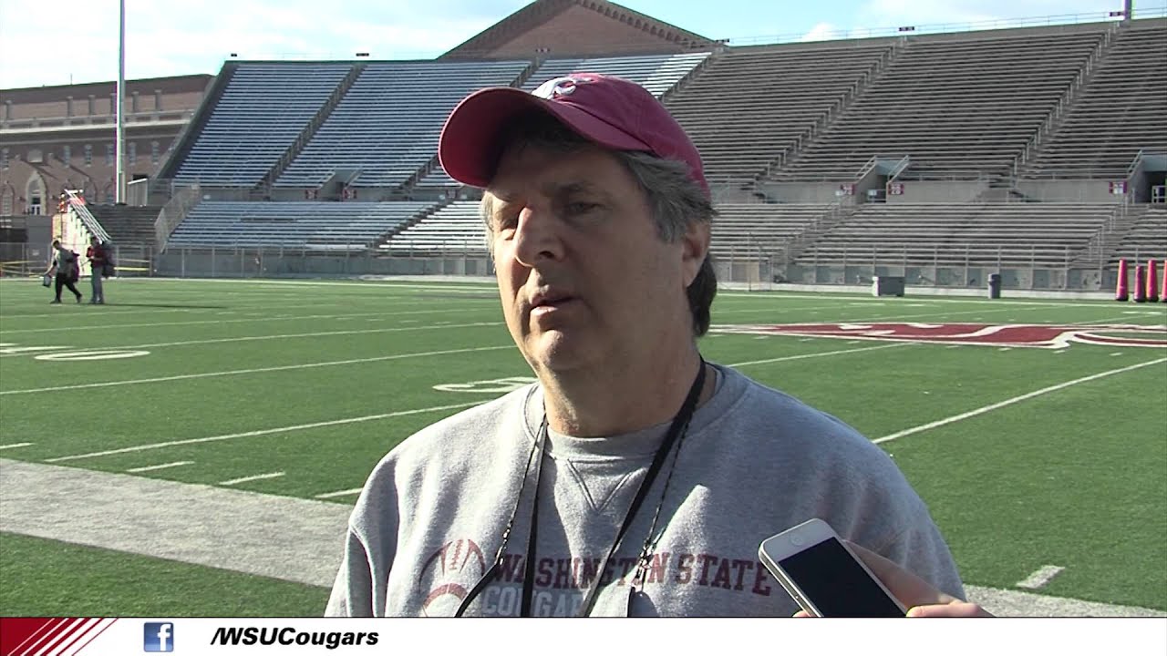 WSU Football: Mike Leach after practice. April 23 - YouTube