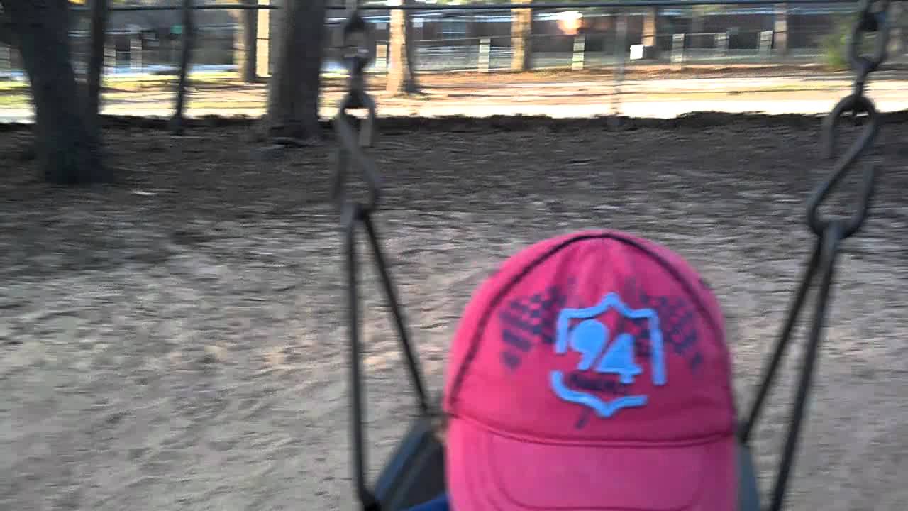 Matt Bonness Jr. Swinging and Clapping - YouTube