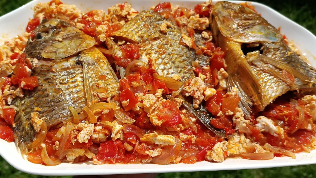 Easy & Delicious Koobi Egg Stew Inspired By @WingingItWithEsi - YouTube
