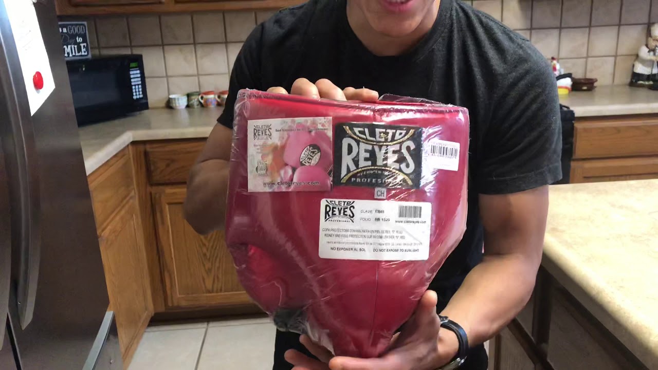 Cleto reyes boxing cup with kidney protector honest review - YouTube