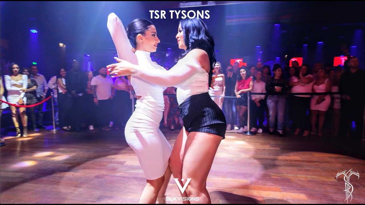 RITA & J-LOW Bachata Demo At THE SALSA ROOM - YouTube