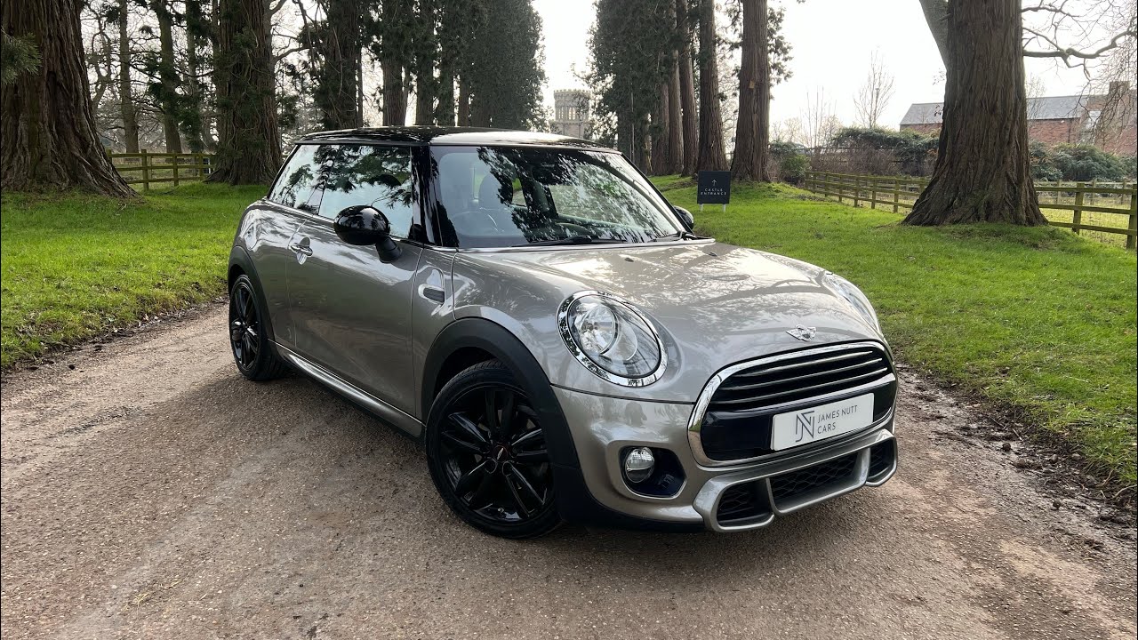 2017 Mini Hatch 1.5 Cooper 3dr Walk Around - YouTube