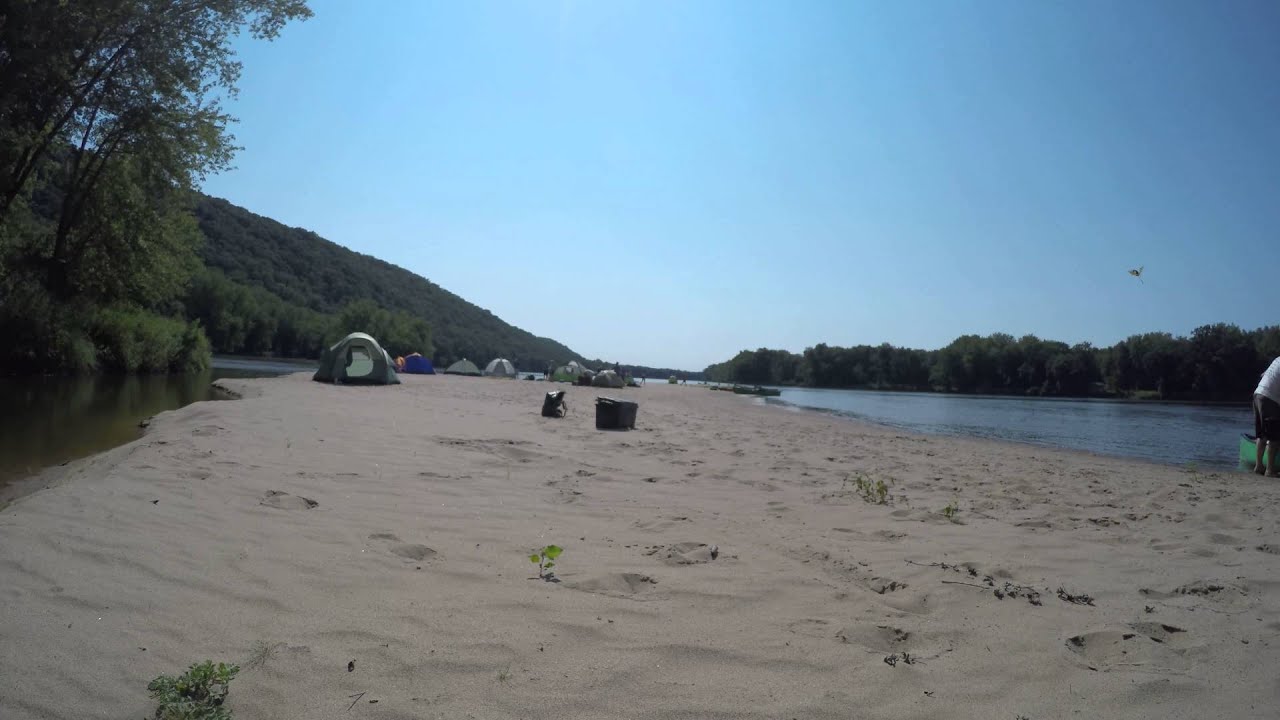 Wisconsin River sandbar camp set up on Etiquette Island - YouTube