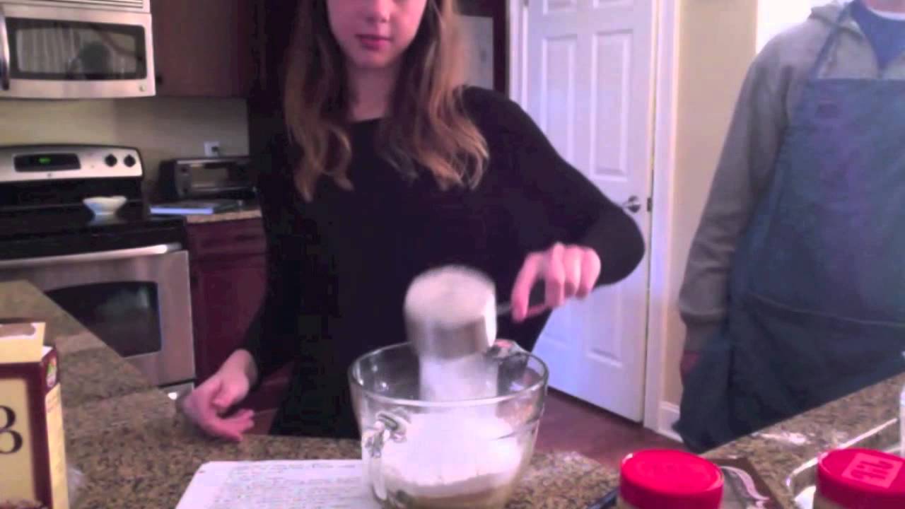 Sarah Haire & Ryan Barrett: Spanish cooking show project - YouTube