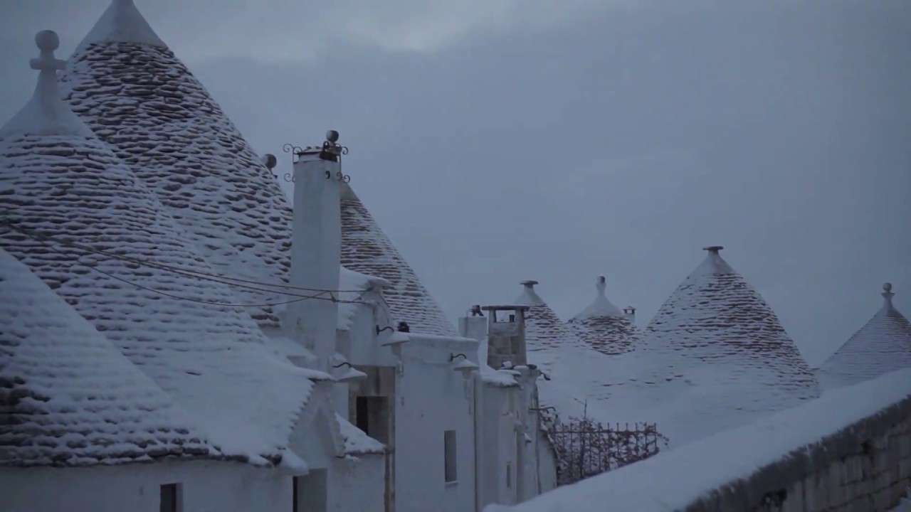 Snowfall in Alberobello of January 4, 2019 - YouTube
