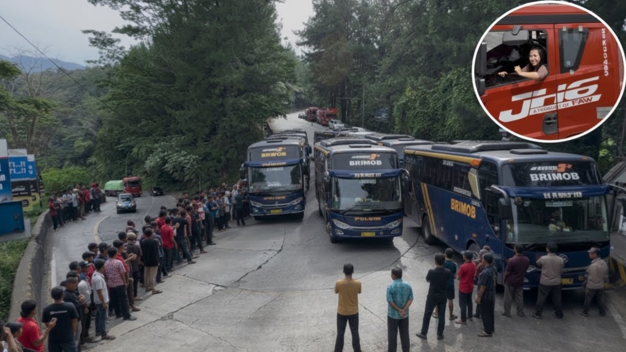 Parade Bus Brimob Polri, Lady Driver Truk Trailer Siba Surya Berbagi ...