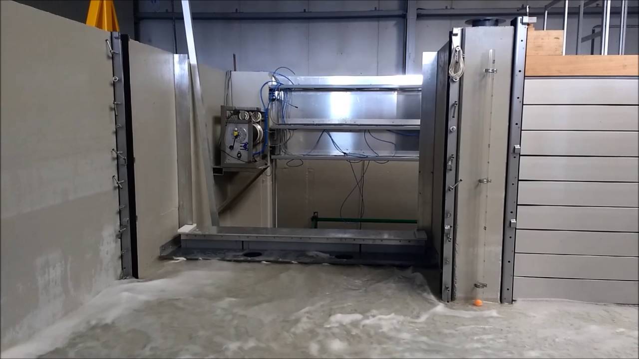 Testing the Self Closing Flood Barrier in our test basin - YouTube
