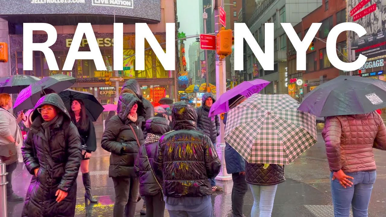 Walking NYC in HEAVY RAIN & THUNDERSTORMS (Times Square - Midtown ...