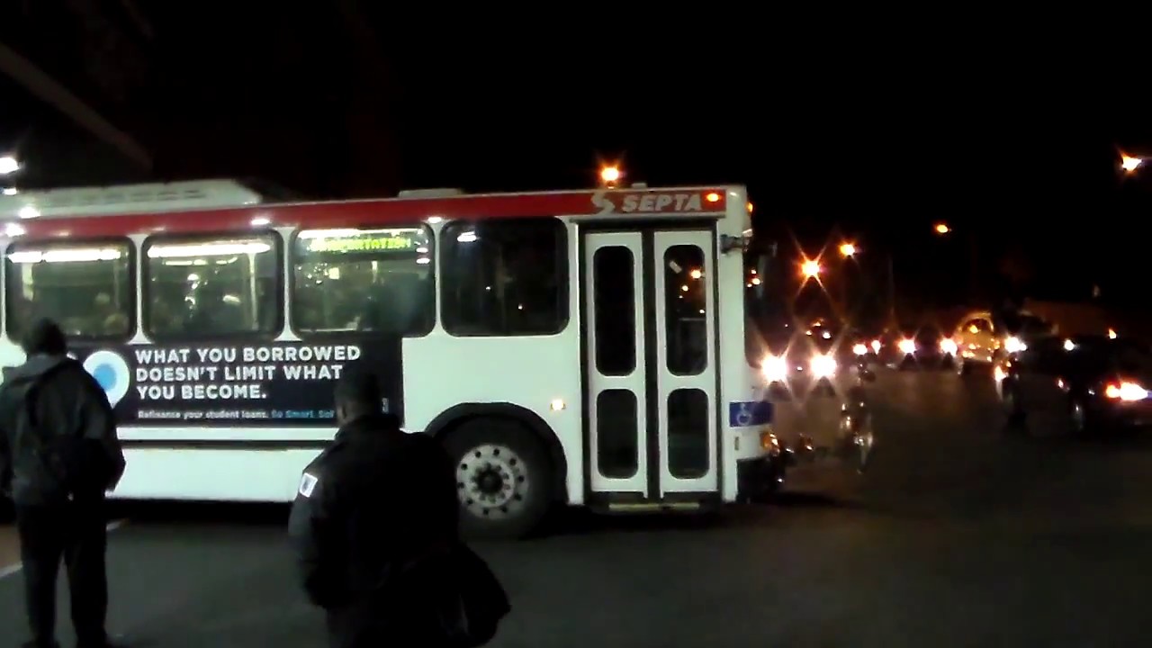 SEPTA BUSES: NEOPLAN 7142 & NEW FLYER 5669 - YouTube