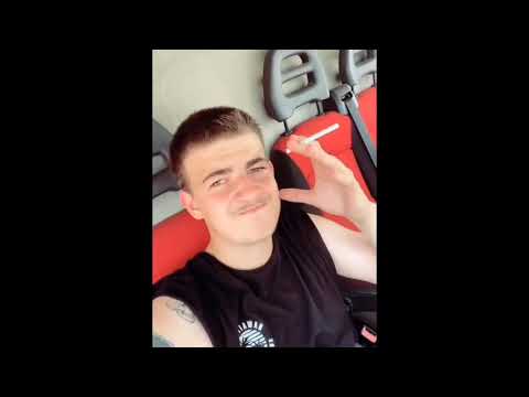 DOSTUM GIRMIZI TUBORG HER ŞEYDEN ÖNEMLİDİR!! BENEKLİ AYHAN