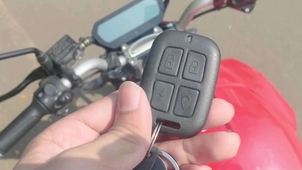 Revolt RV400 KEY FEATURES | SMART KEY | - YouTube