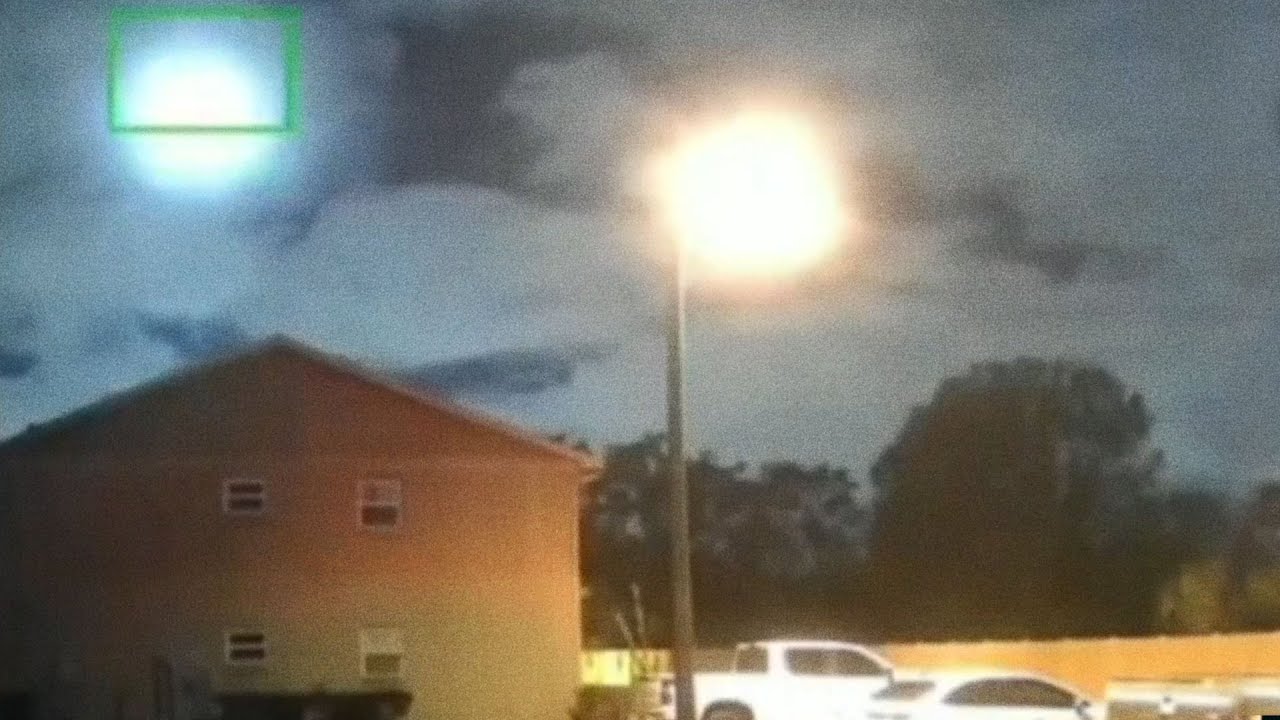 Strange Light sphere / UFO / UAP filmed in London, UK, March 2023 👽 ...