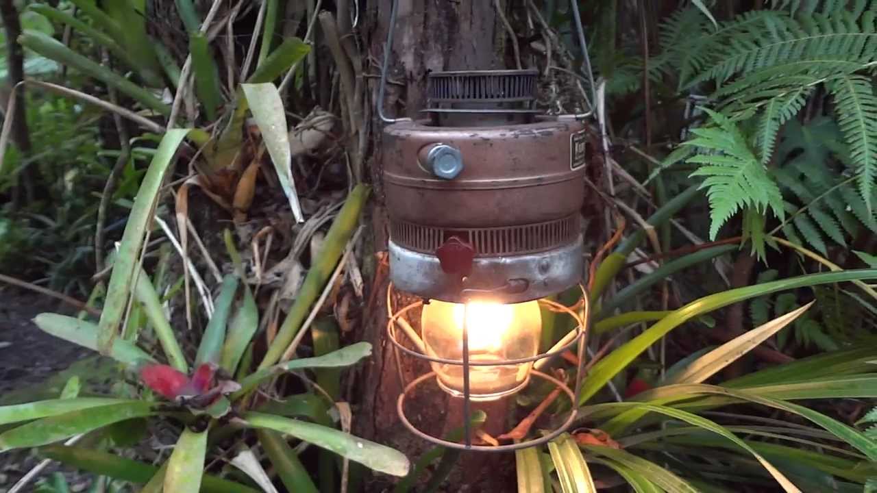 Inverted gas pressure lantern,Kamplite. - YouTube