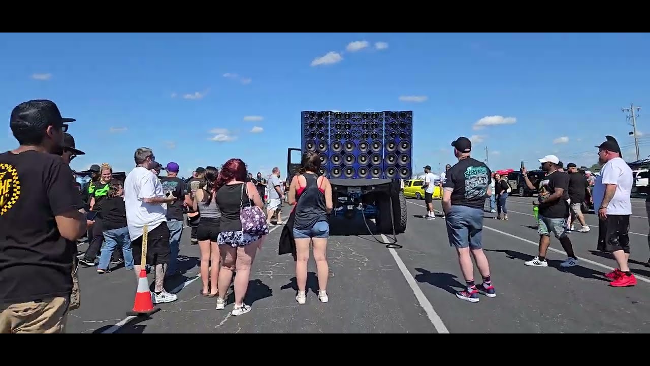 Skyhigh stunt wall beast BOOM BABY 💜 - YouTube
