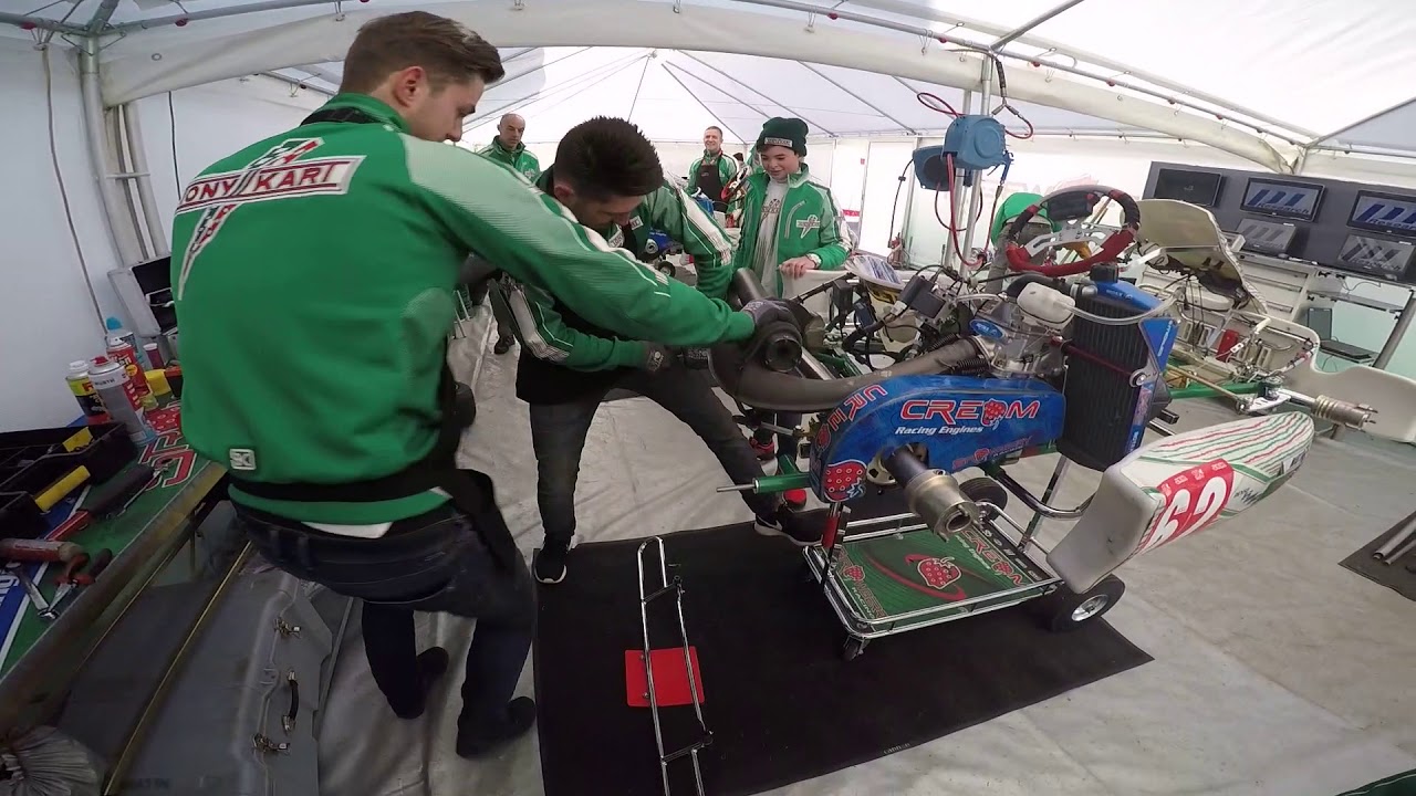 Inside life of Strawberry Racing 2015 Rowrah s1 - Joseph Reilly - YouTube