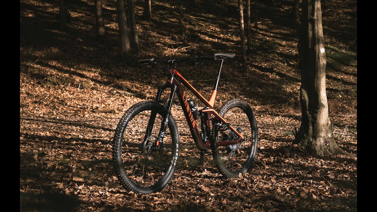 Unboxing / First Look Canyon Strive - YouTube
