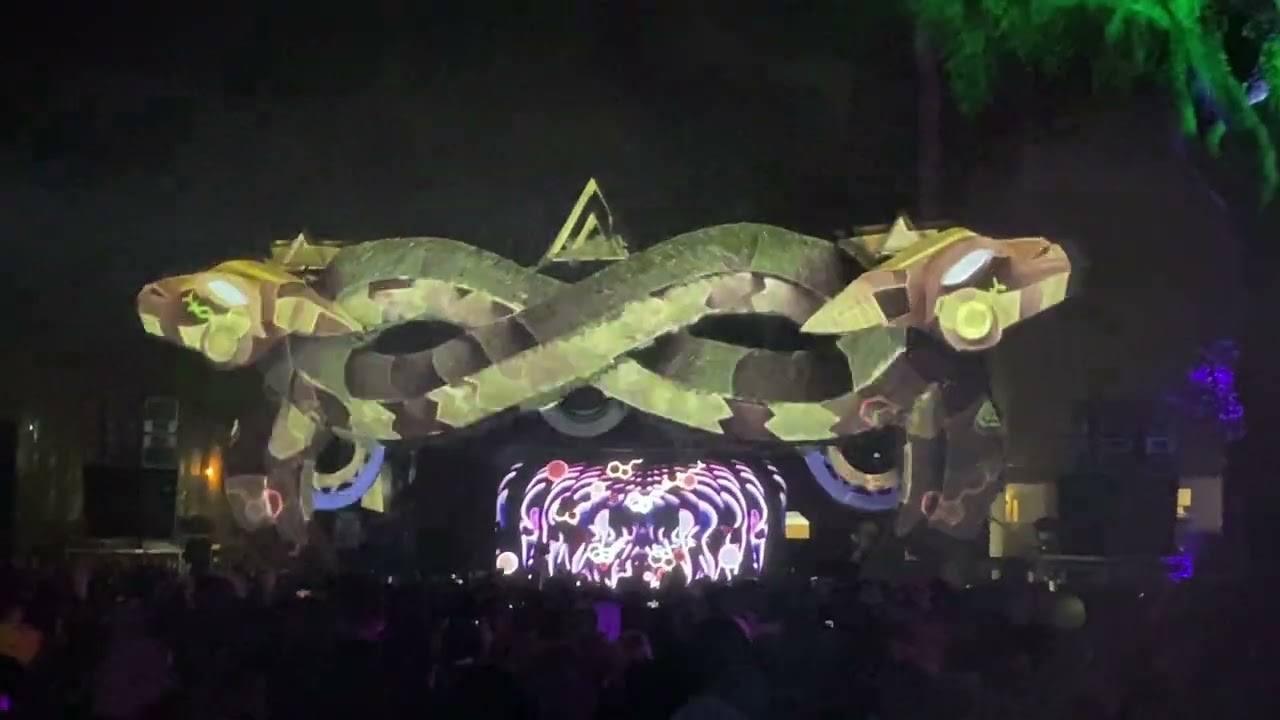 Tipper w/TAS visuals @ Tipper & Friends Suwannee 2022 - YouTube
