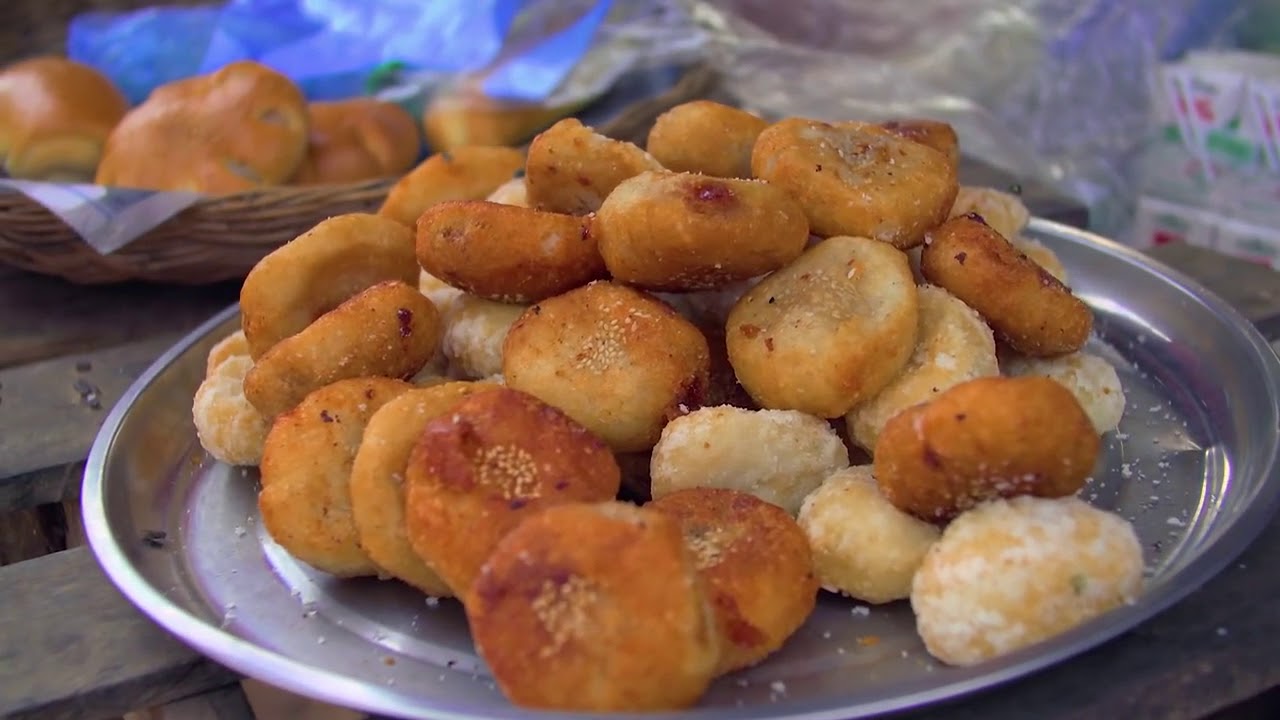 [Food In The World]Cambodian Street Food in a Local Market (Noum Krouk ...