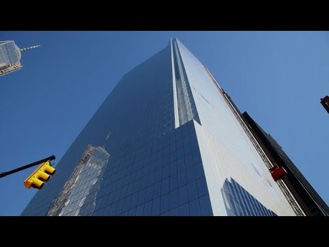 Inaugurada 1ª torre do WTC - YouTube