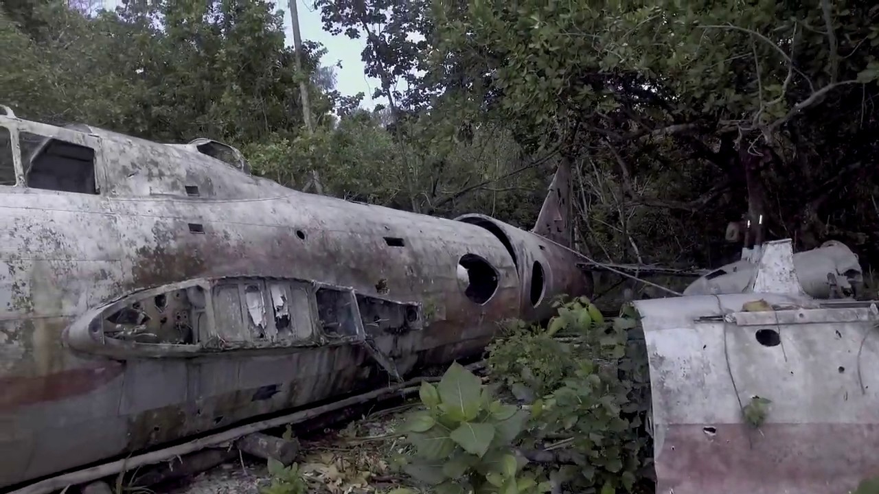 Ballalae Airfield - Wreckage - YouTube