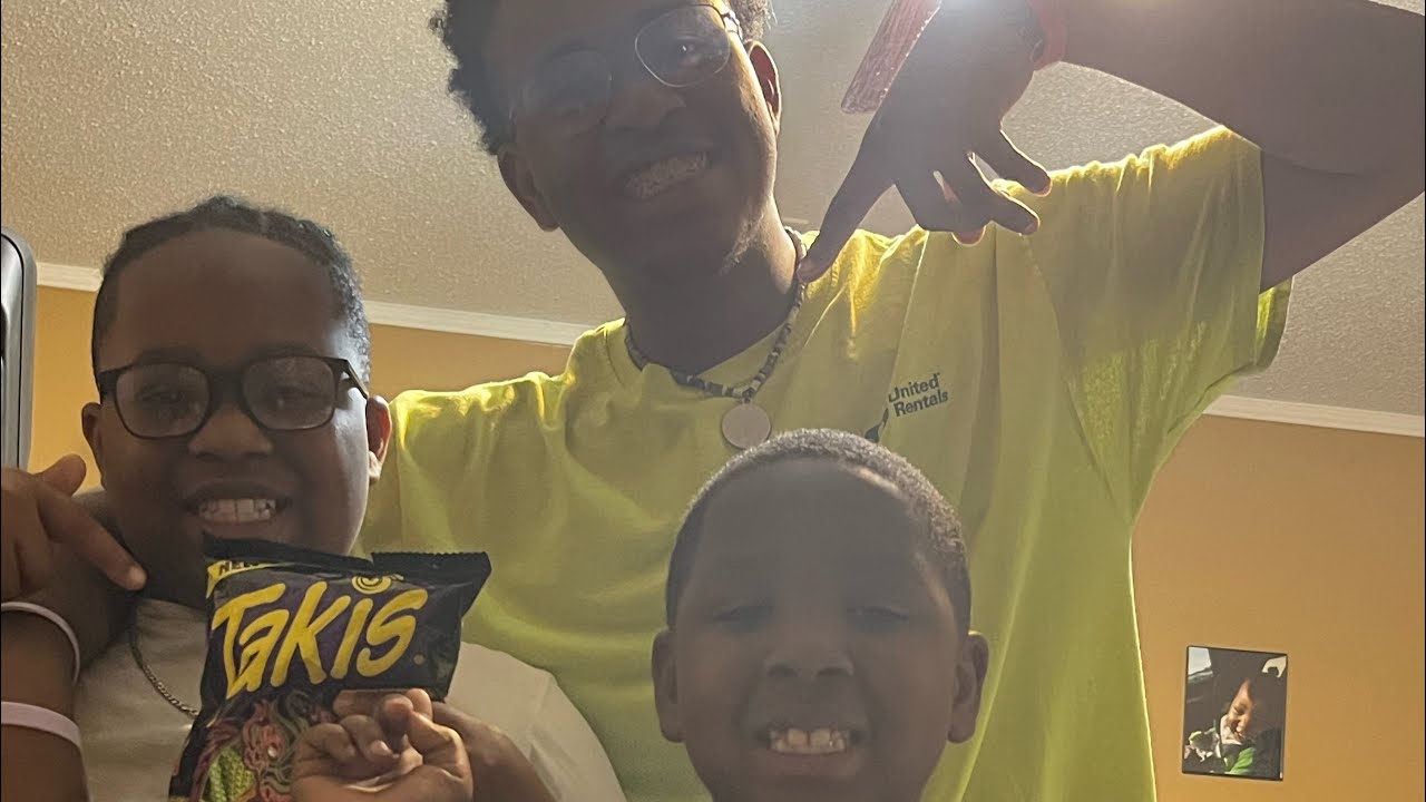 The boys try Takis Dragon Sweet Chili Chips!! #grossfambam #boymom # ...