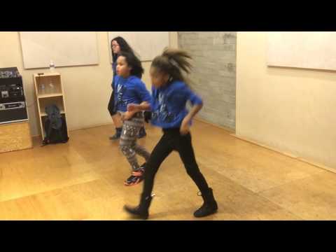 It Girlz so Queen Speech Dance