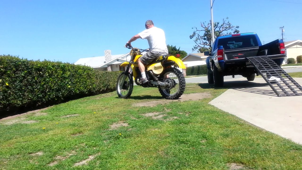 SUZUKI PE 400 WORKS GOOD !!! - YouTube