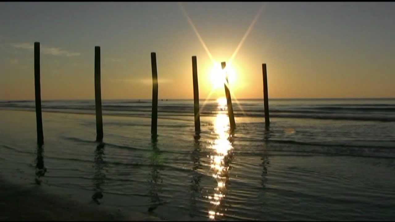 "Wave Sounds" 60min Sunrise at "The Beach" - YouTube