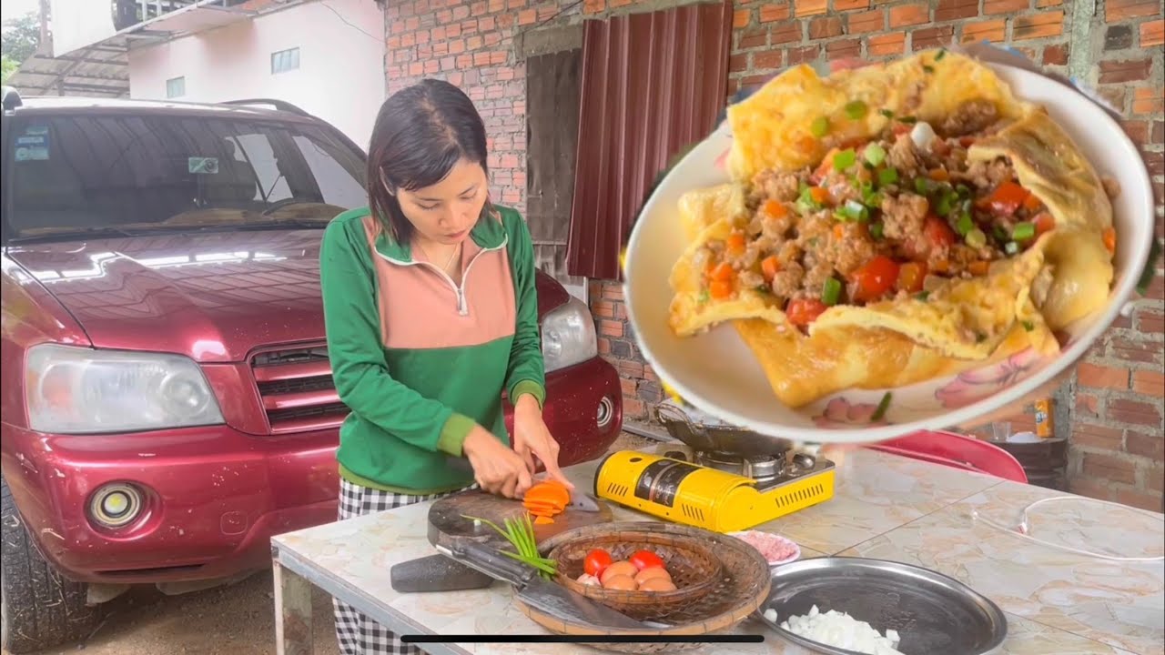 ពងចៀនខ្ចប់សាច់-ไข่ยัดไส้-roast egg #ratha #food - YouTube