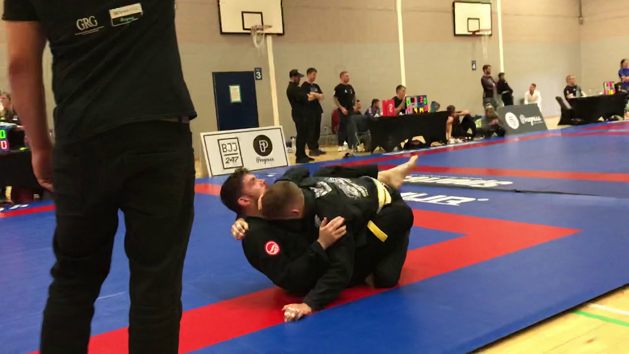 James Coggs vs Cameron Archibald - 2018 BJJ 24/7 Glasgow Open 02/08 ...