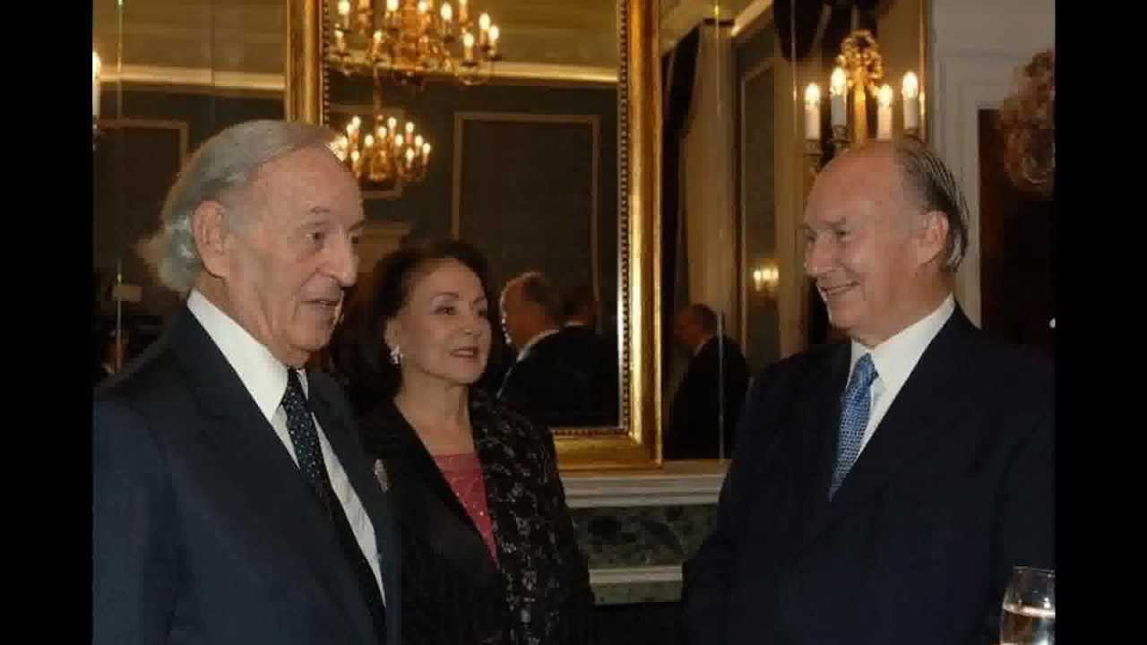 The hand of Ali (A.S) and my hand are equal in justice(Prophet Muhammad ...