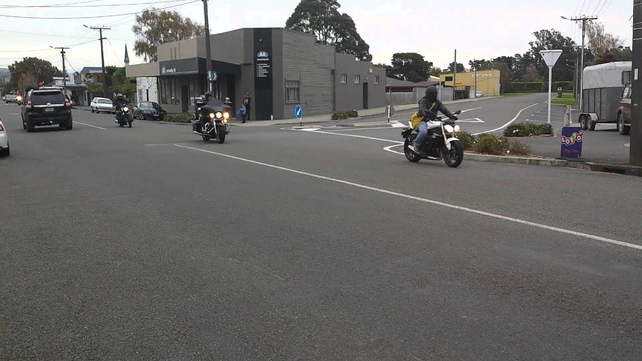 Motorcycle Parade, Ashhurst, Manawatu, New Zealand - YouTube
