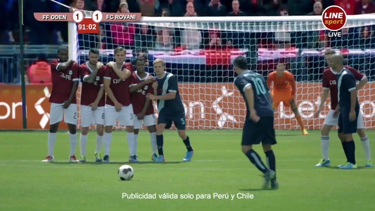 TV Commercial: Betsson Perú 2015. Soccer Nutshot in a free Kick. Huevos ...