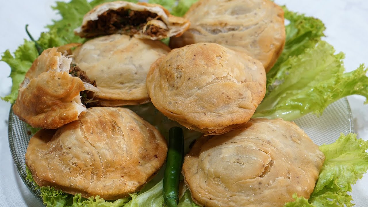 Desi Ghee Ki Crispy Qeema Kachori - Recipe for Ramazan - Desi Pakwan ...