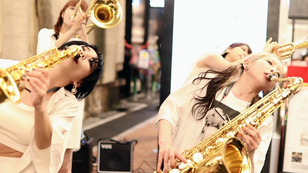 Brass Girls Band【MOS】日比谷okurojiストリートライブ 23.06.10 第2部(前半) - YouTube