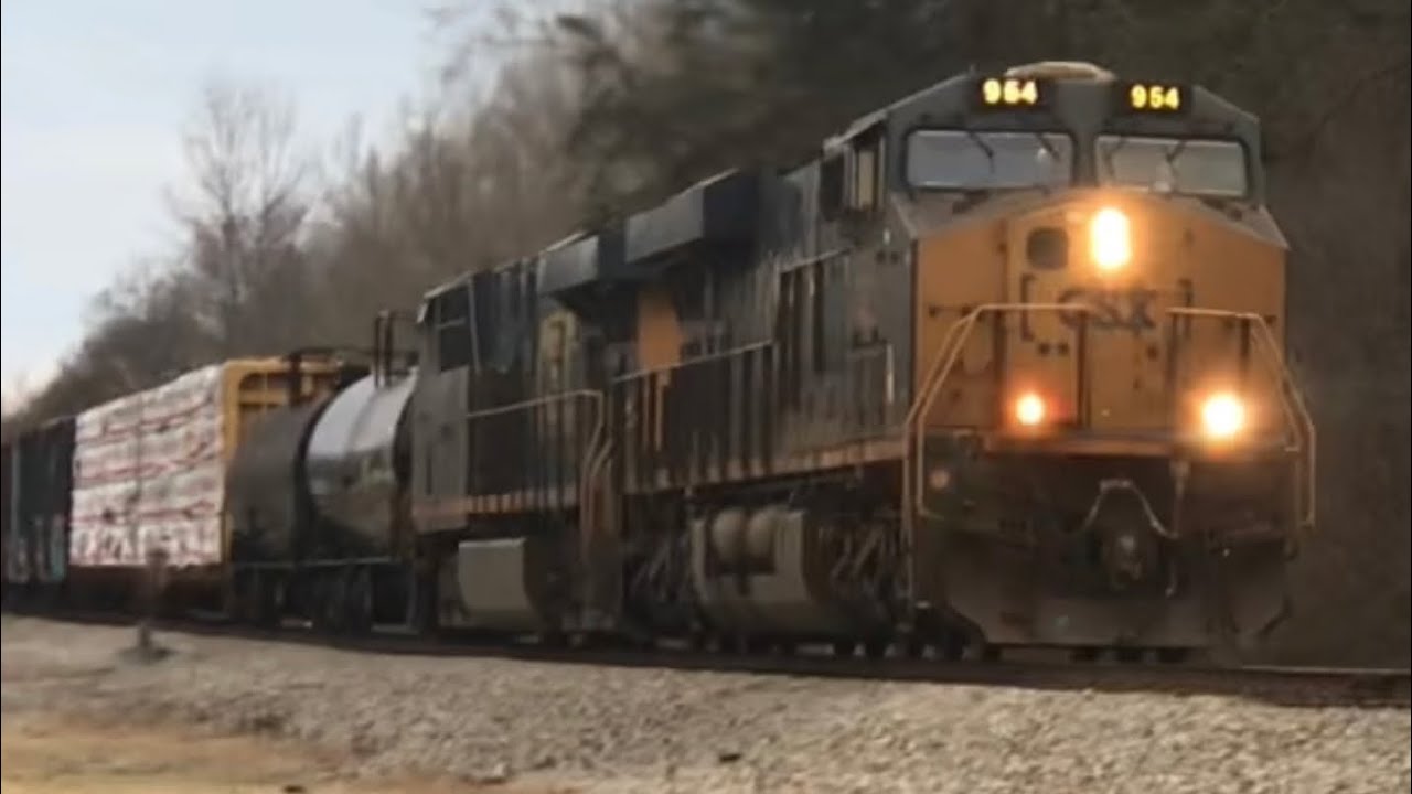 Csx q597 - YouTube