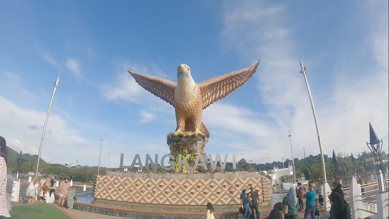 Eagle Square | Dataran Lang, Langkawi (Malaysia), 2023 - YouTube