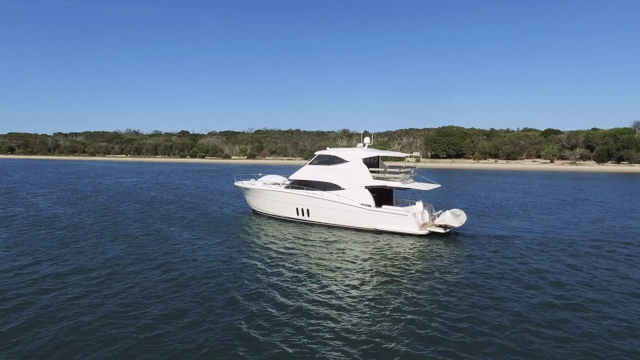 Maritimo M64 Cruising Motor Yacht - YouTube