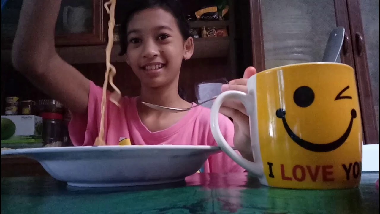 nak masak mee!!! gas buat halll..😠mee sedap Malaysia - YouTube
