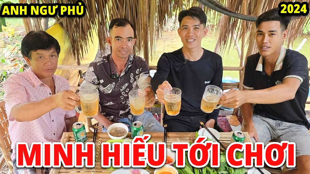 Được Minh Hiếu Ghé Thăm, Anh Em Ngư Dân Rủ Nhau Lai Rai Tâm Sự | Anh ...