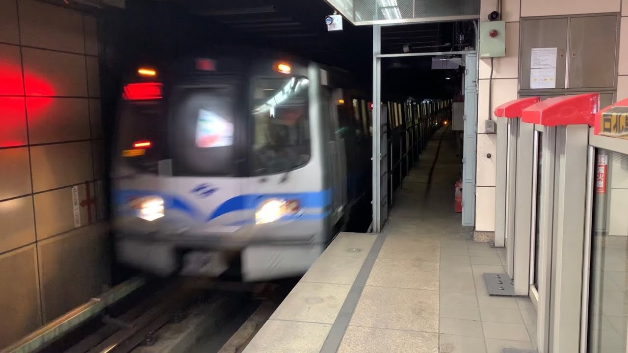 台北捷運C381型進入台北車站-2022/12/10 - YouTube
