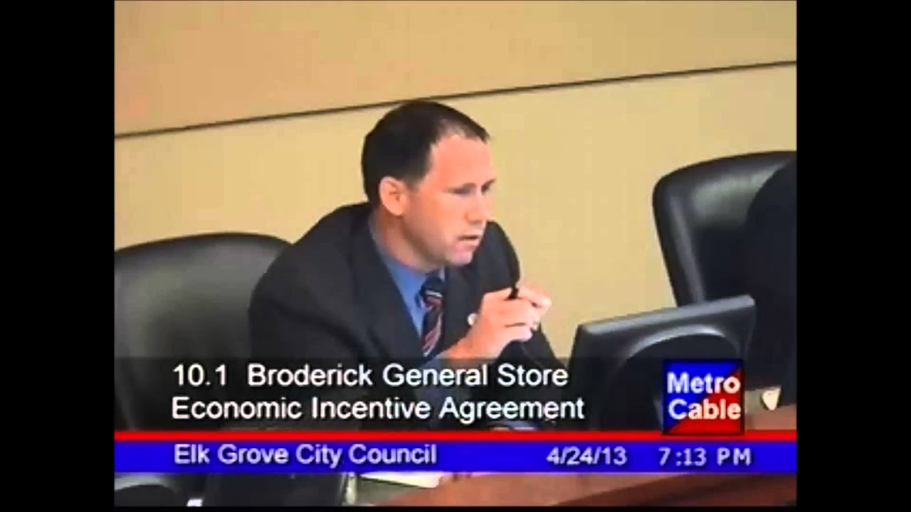 Elk Grove Mayor Gary Davis v. local restaurateur; who's right? - YouTube