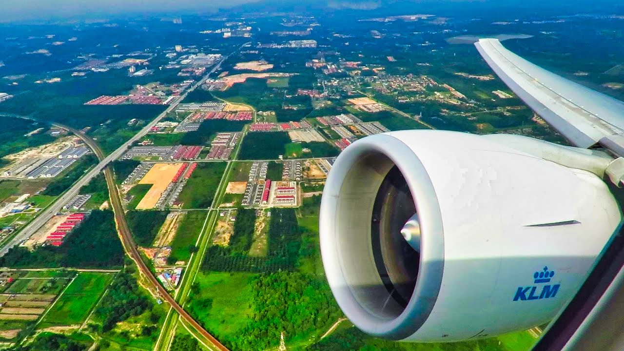 INCREDIBLE Wing View LANDINGS & TAKEOFFS | 747 E190-E2 777 ATR72 A320 ...