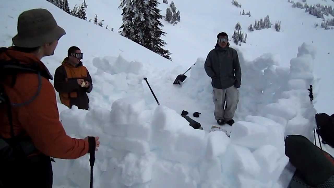 Mount Rainier Man-Made Igloo Cave - YouTube