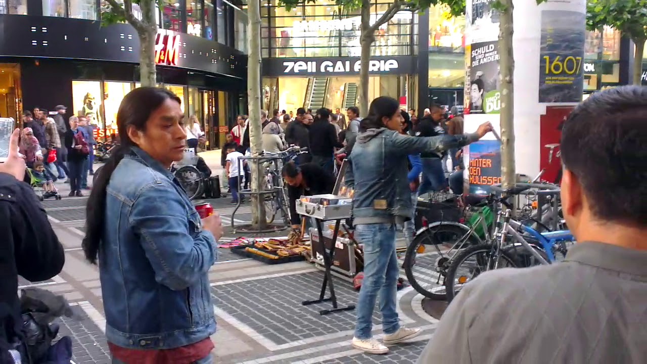 Native Americans performing street music in Frankfurt (1) - YouTube